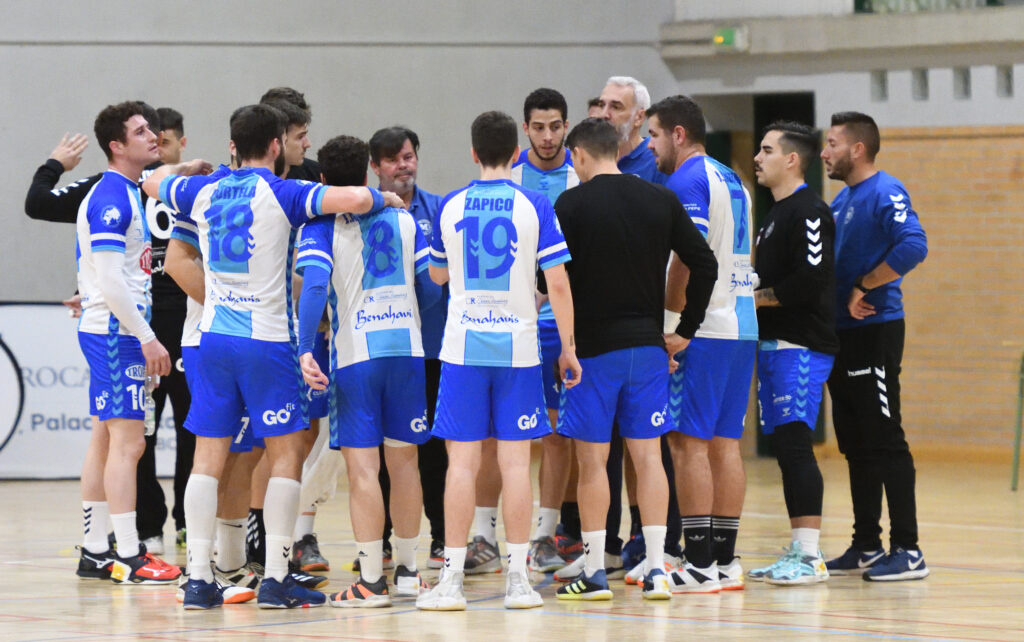 El Trops gana con solvencia al Sarrià y consigue su cuarta victoria consecutiva - Radio Marca Málaga