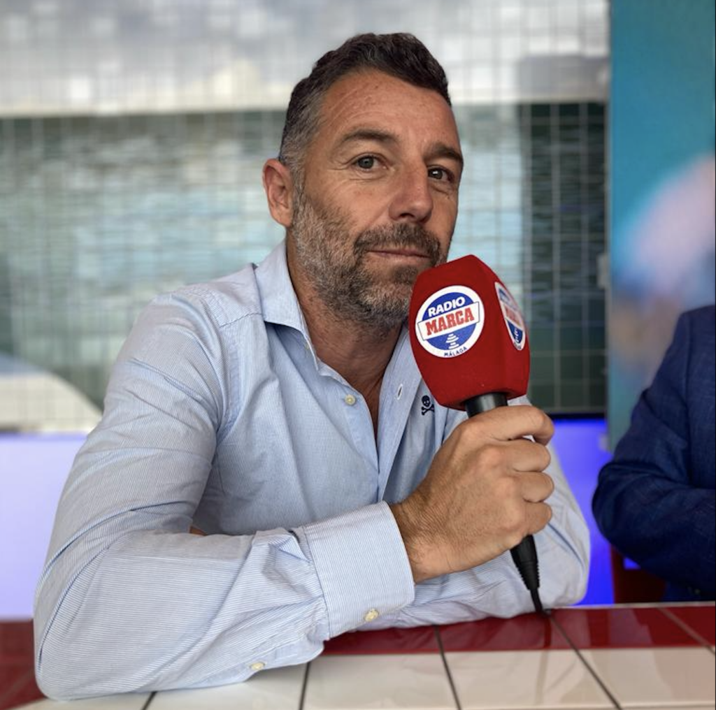 Juan Rosas recibe el escudo de oro de Radio Marca Málaga - Radio Marca ...